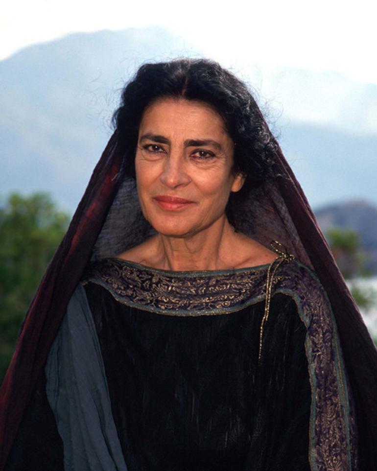 Sinema, efsane bir yıldızını kaybetti: Irene Papas öldü