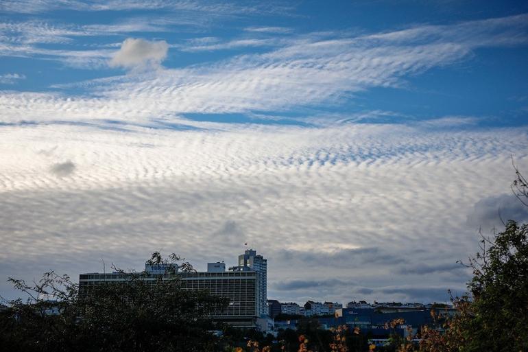 İstanbul’da gökyüzünde görsel şölen… Neden Cirrocumulus bulutları ...