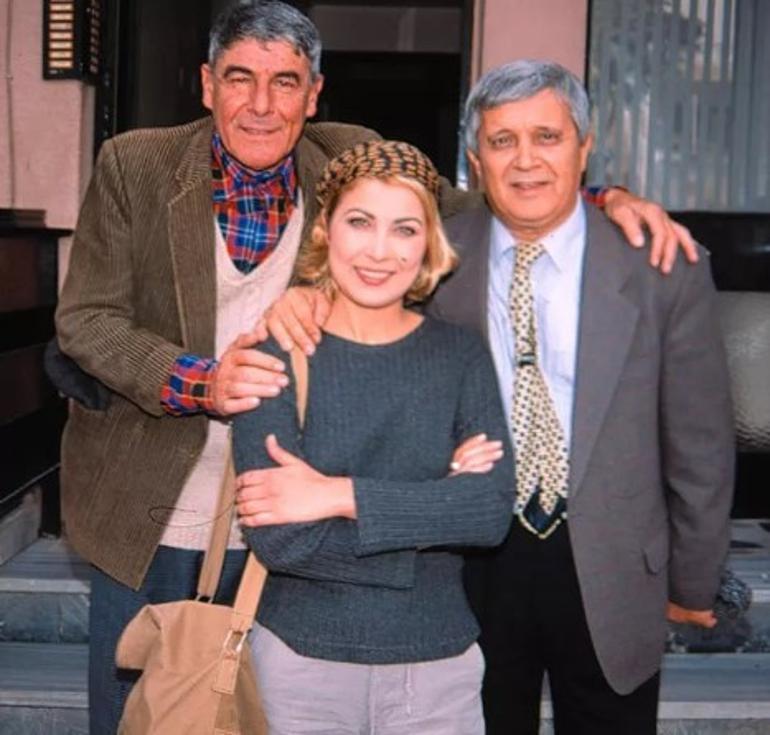 Türk televizyon tarihine damga vuran 'Bizimkiler'in usta oyuncuları ...