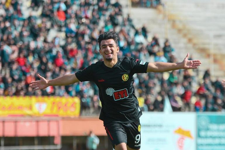 Bir sezonda 123 gol atan Melih Bostan, Fenerbahçe'ye transfer ...