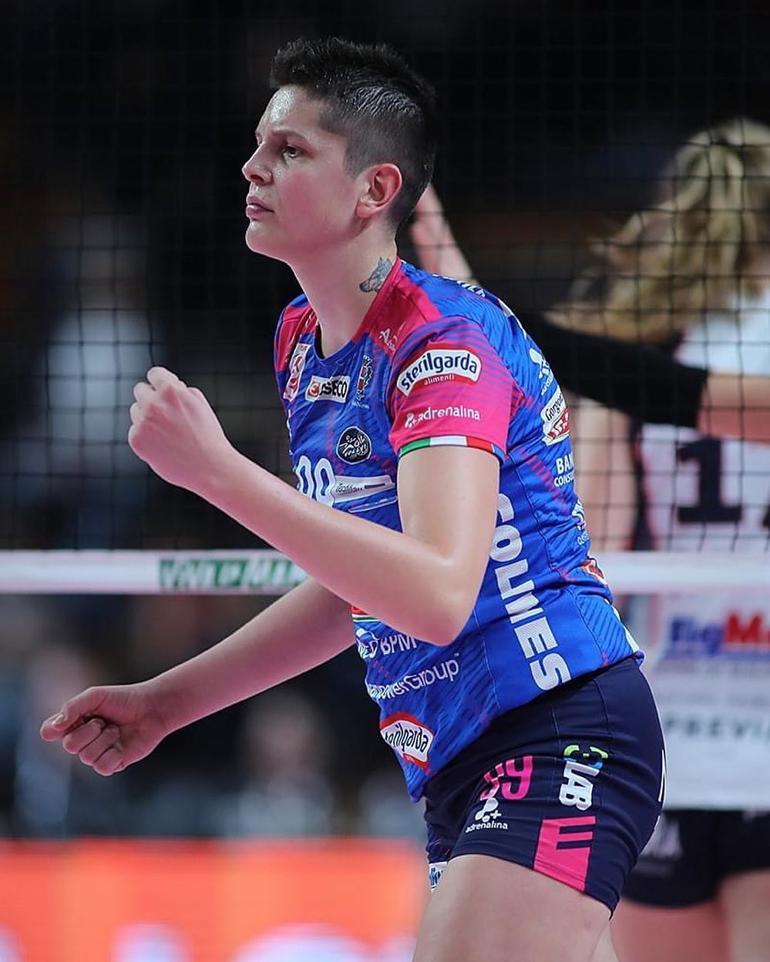 Igor Gorgonzola Novara'da kriz! Ebrar Karakurt ile kulüp başkanı ...