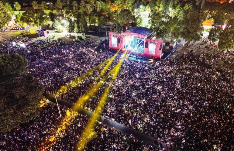 Oyuncu Uğur Bilgin ile İrem Uslu'dan balayı paylaşımı - Magazin Haber