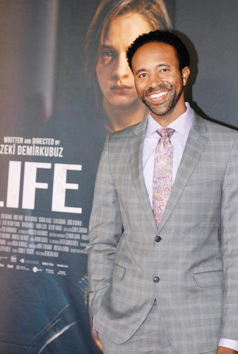 Türk kültürü Hollywood’da | Barbaros Tapan Köşe Yazısı - Hürriyet Haberler