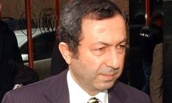 Hayyam Garipoğlu'nun binası icradan satılık - Hürriyet Haberler