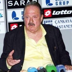 İlhan Cavcav Troisi'nin başına adam dikti - Spor Haberleri