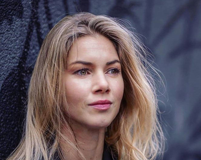 Hollandalı güzel kadın futbolcu Anouk Hoogendijk - Futbol Haberleri