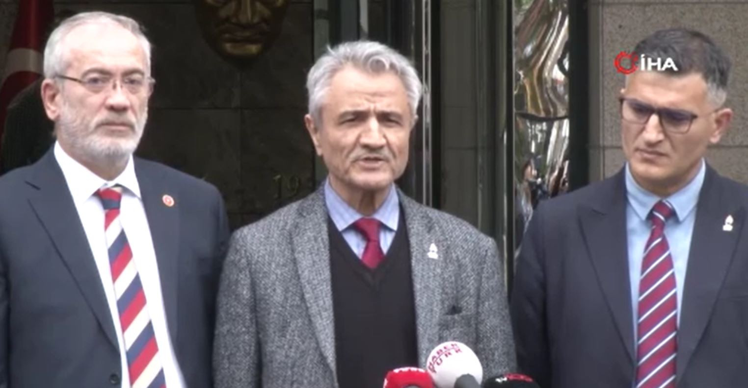 Zafer Partisi milletvekili aday listesi YSK’ye teslim edildi - Son ...