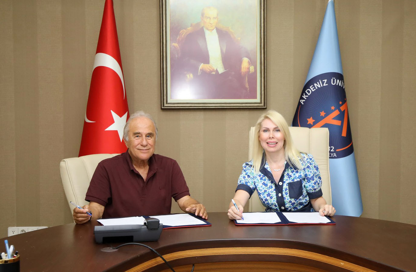 Antalya Haberleri - Nöroloji poliklinik inşaatına hayırsever desteği ...