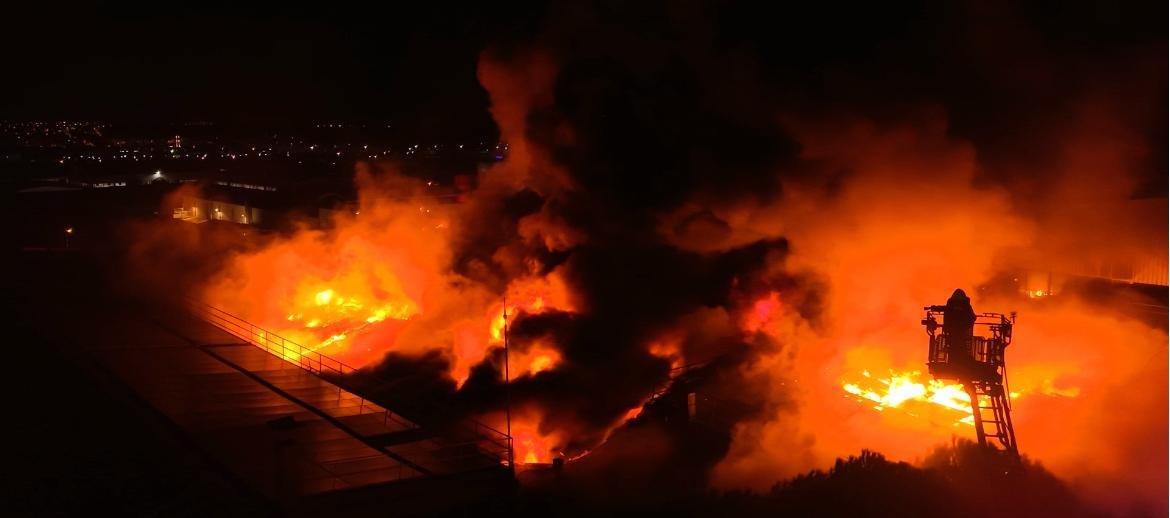 Nilüfer Haberleri - Bursa'da kimyasal yüzey kaplama fabrikasında yangın ...