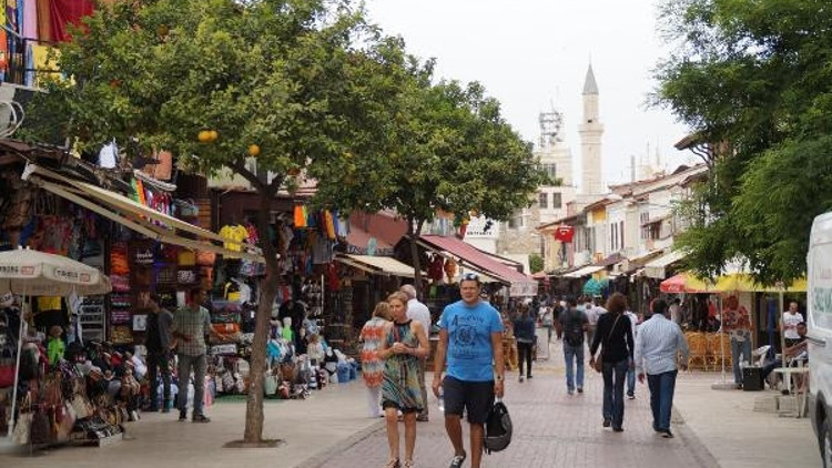 Kuşadası Haberleri - Kuşadası'nın turistik çarşısı için 'AVM mantığıyla ...