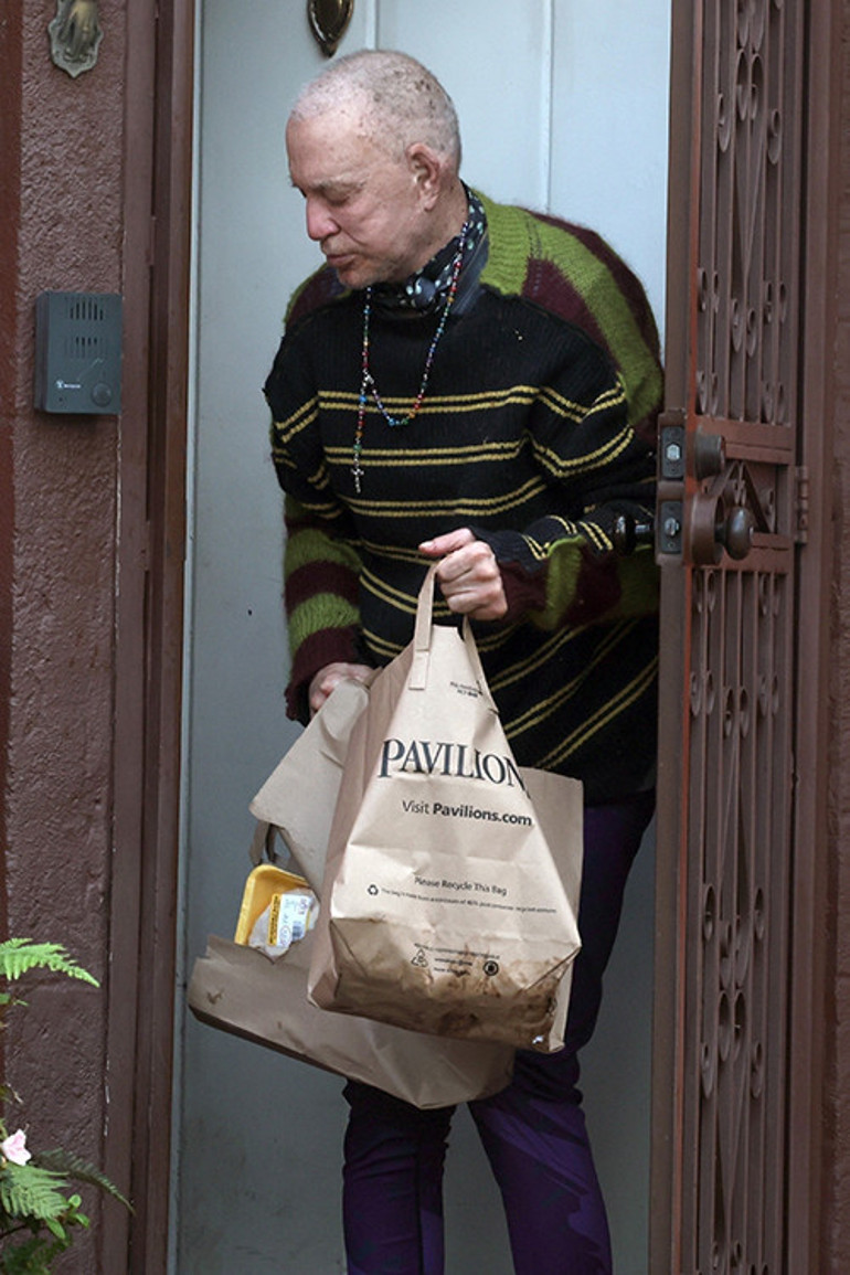 Şöhret kuyusunun karanlığı onu da yuttu... Hem parası gitti hem ...