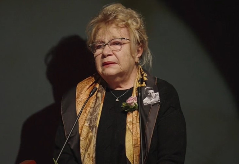 Duayen oyuncu Haldun Dormen'e veda... 'Işığımız söndü, karanlıkta ...